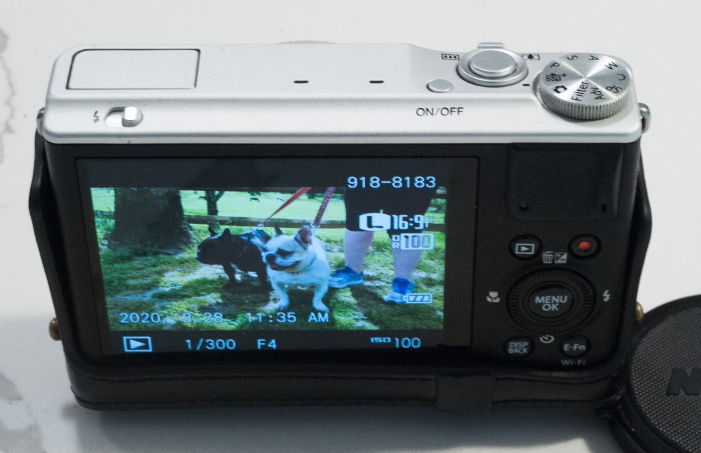 And now for something completely different: the Fujifilm XQ2 – CamerAgX ...